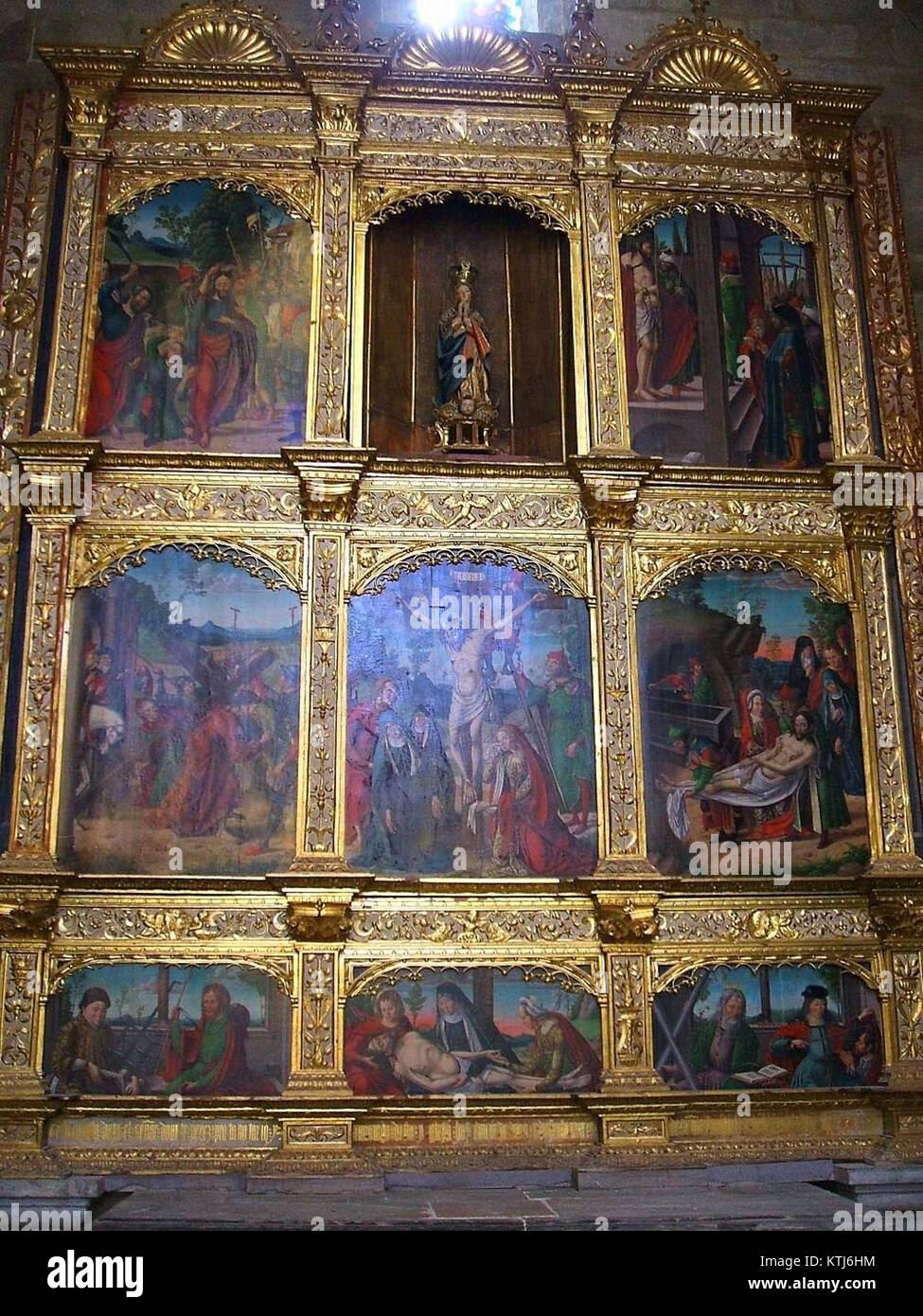 Retablo de san miguel hi-res stock photography and images - Alamy