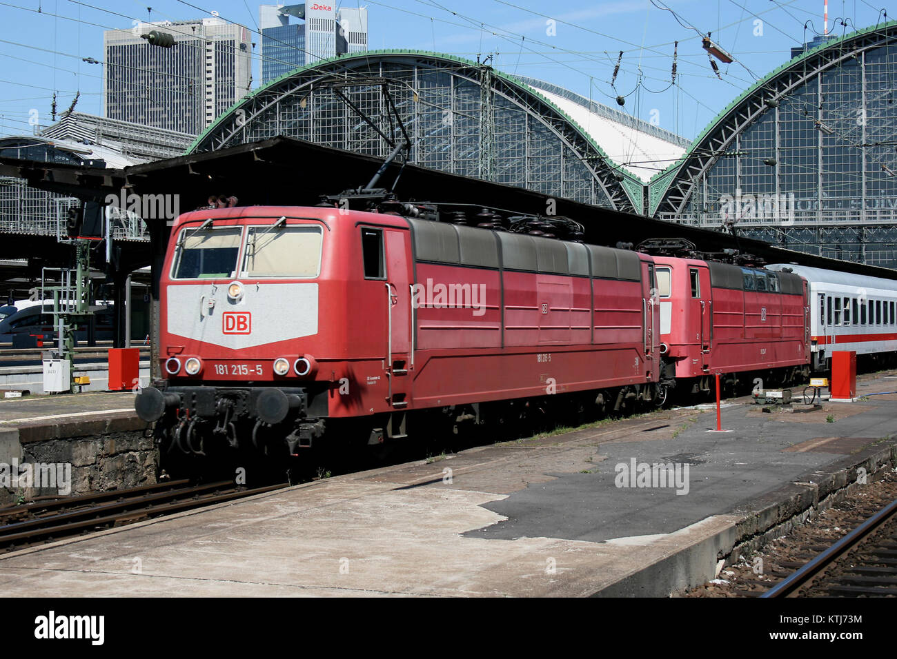 215 5 hi-res stock photography and images - Alamy