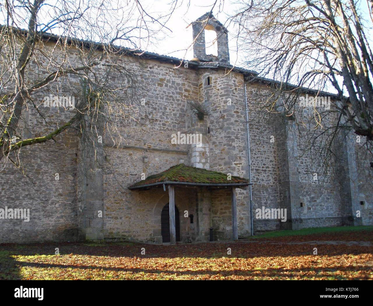 Barria Monasterio de Santa Maria 1 Stock Photo - Alamy