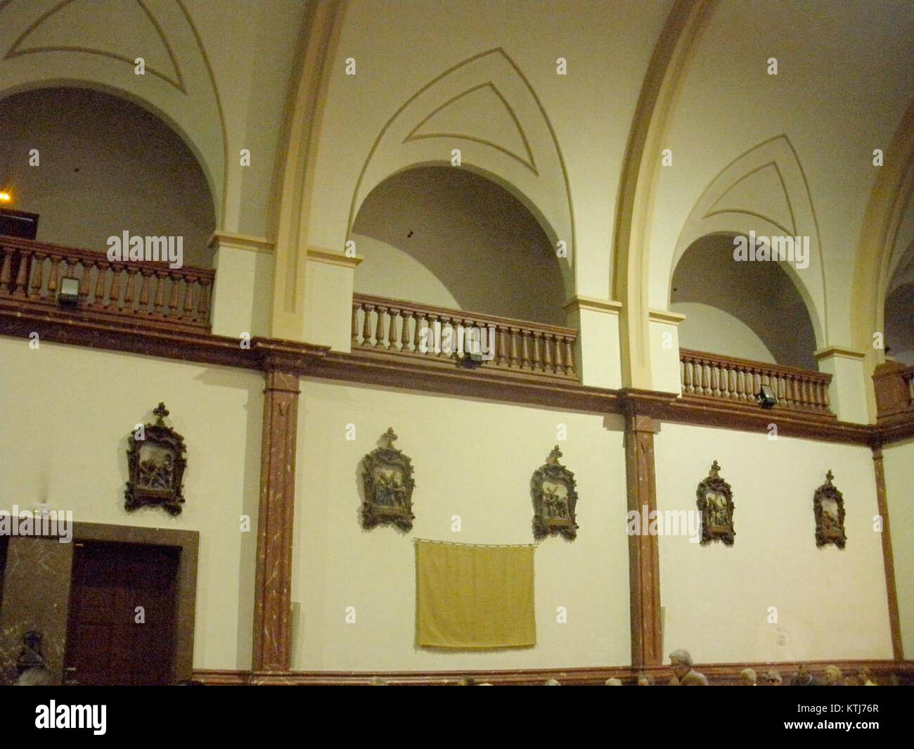 Basauri San Pedro Apostol refers to a church dedicated to St. Peter the ...