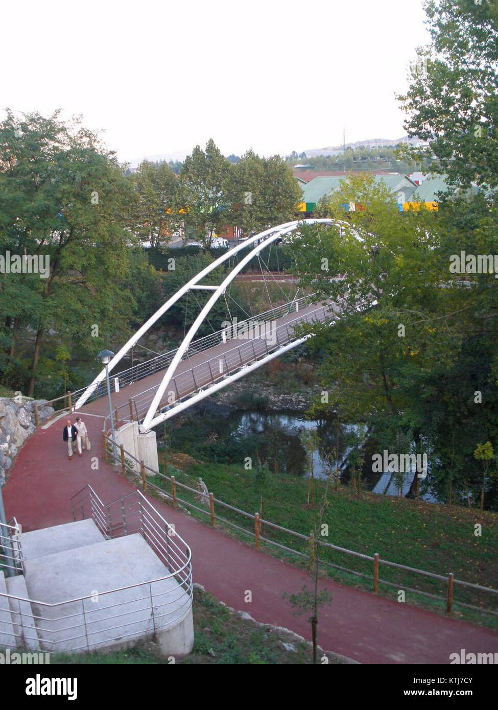 Basauri 12b is a property located in Basauri, Spain. It features a ...