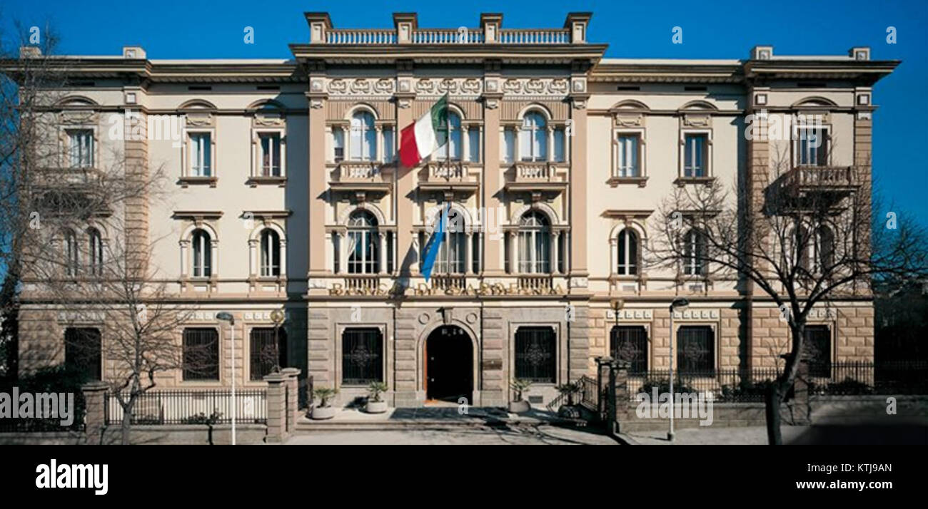 Entrata building hi-res stock photography and images - Alamy