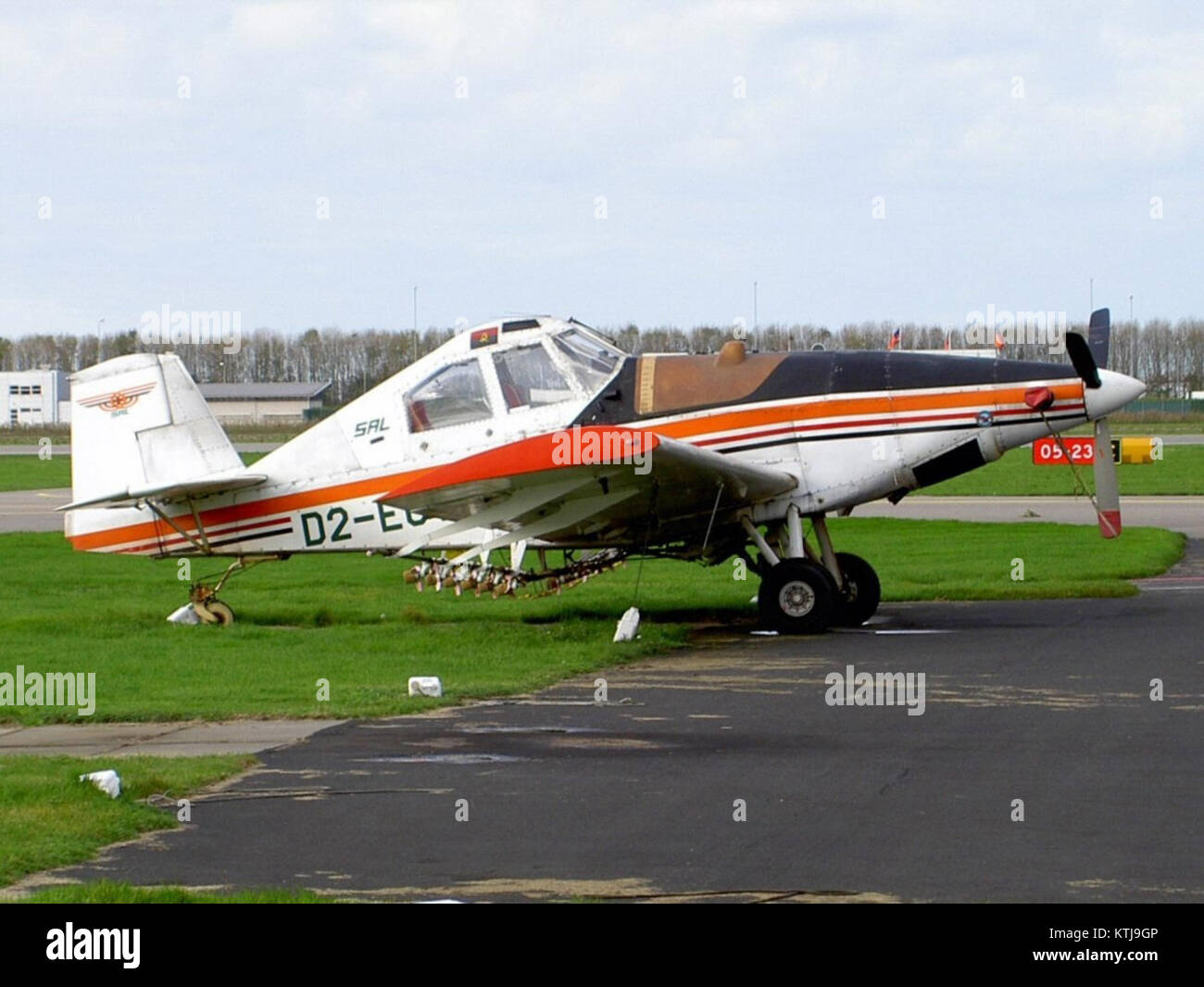 Image shows plane on hi-res stock photography and images - Alamy