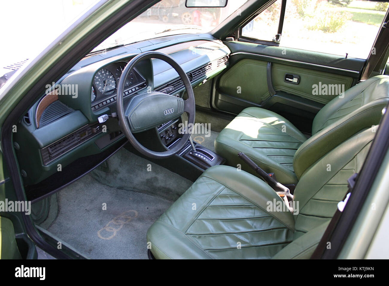 The Audi 100 interior showcases the carâ€™s design focus on comfort ...