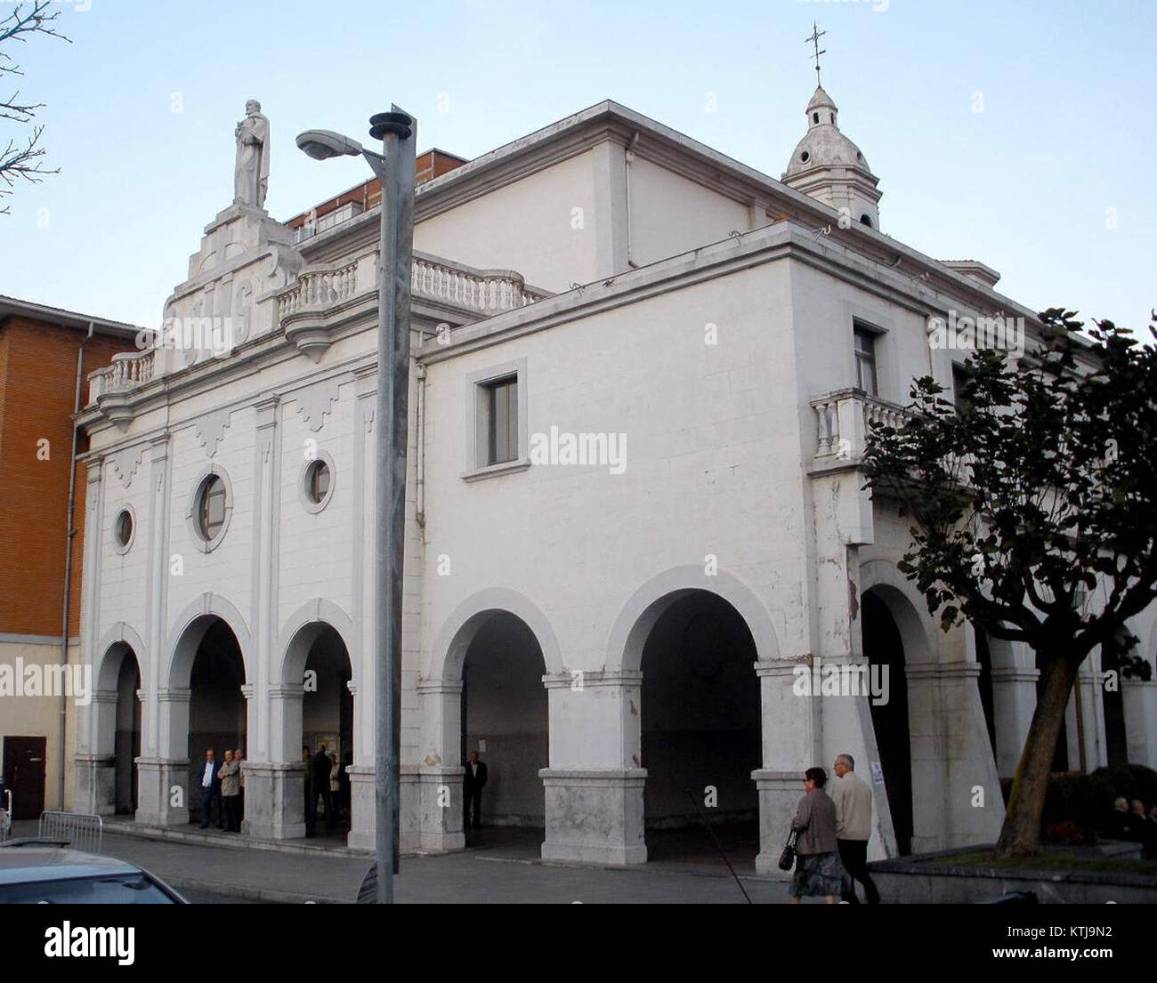Basauri San Pedro Apostol is a church located in Basauri, Spain, noted ...