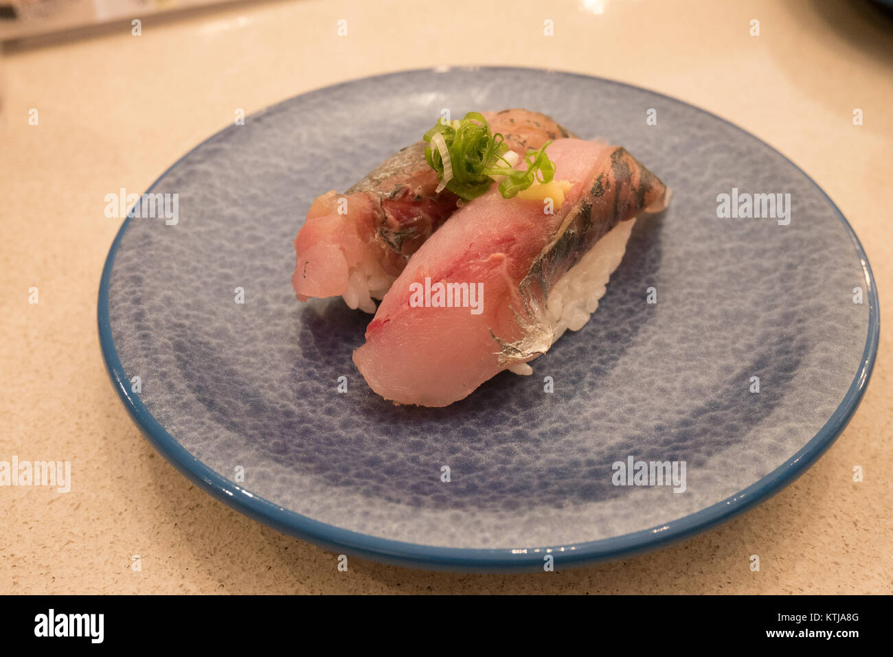 king fish sushi Stock Photo - Alamy
