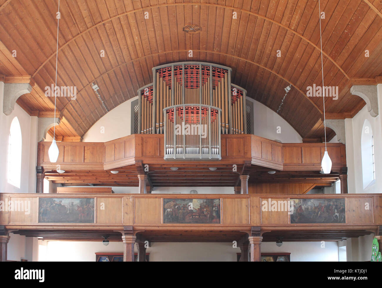 The Bernau St. Laurentius Organ is a historic instrument located in the ...