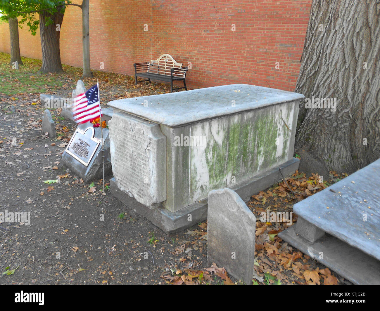 Dr benjamin church revolutionary hi-res stock photography and images ...