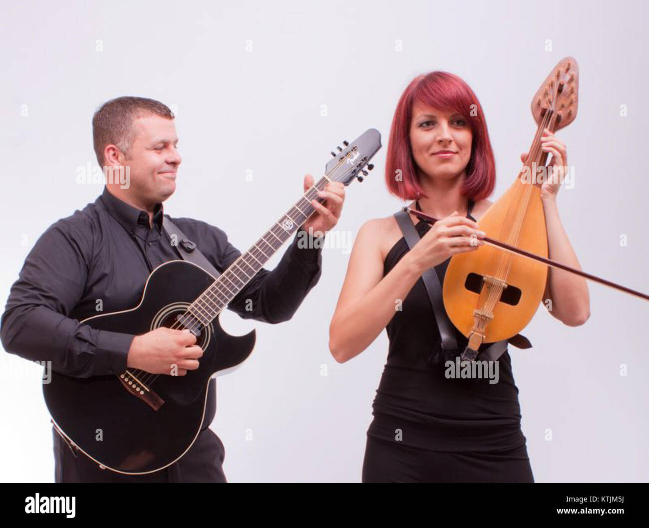 Musical duo classical hi-res stock photography and images - Alamy