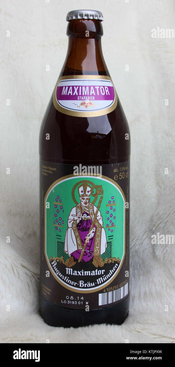Augustiner Maximator Starkbier 7,5 Alc Stock Photo - Alamy