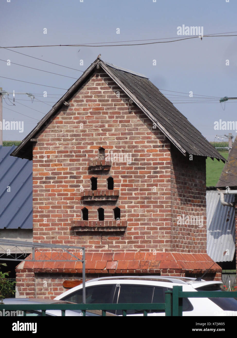 The pigeonnier in Bernot, Aisne, France, a traditional dovecote ...