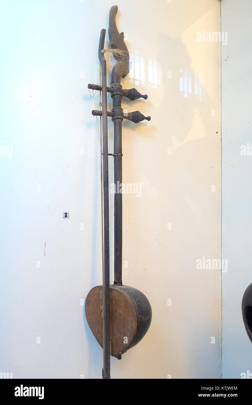 The Ban Gao Go is a traditional scoop-shaped musical instrument of the ...