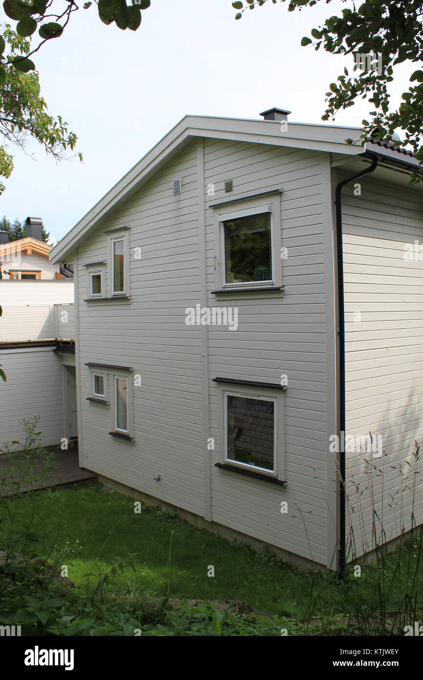 A modern residential home in Norway designed by Block Watne, featuring ...