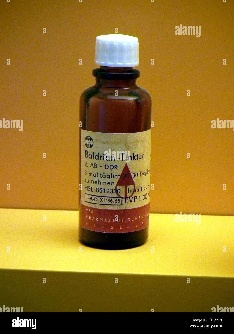 Baldrian hi-res stock photography and images - Alamy