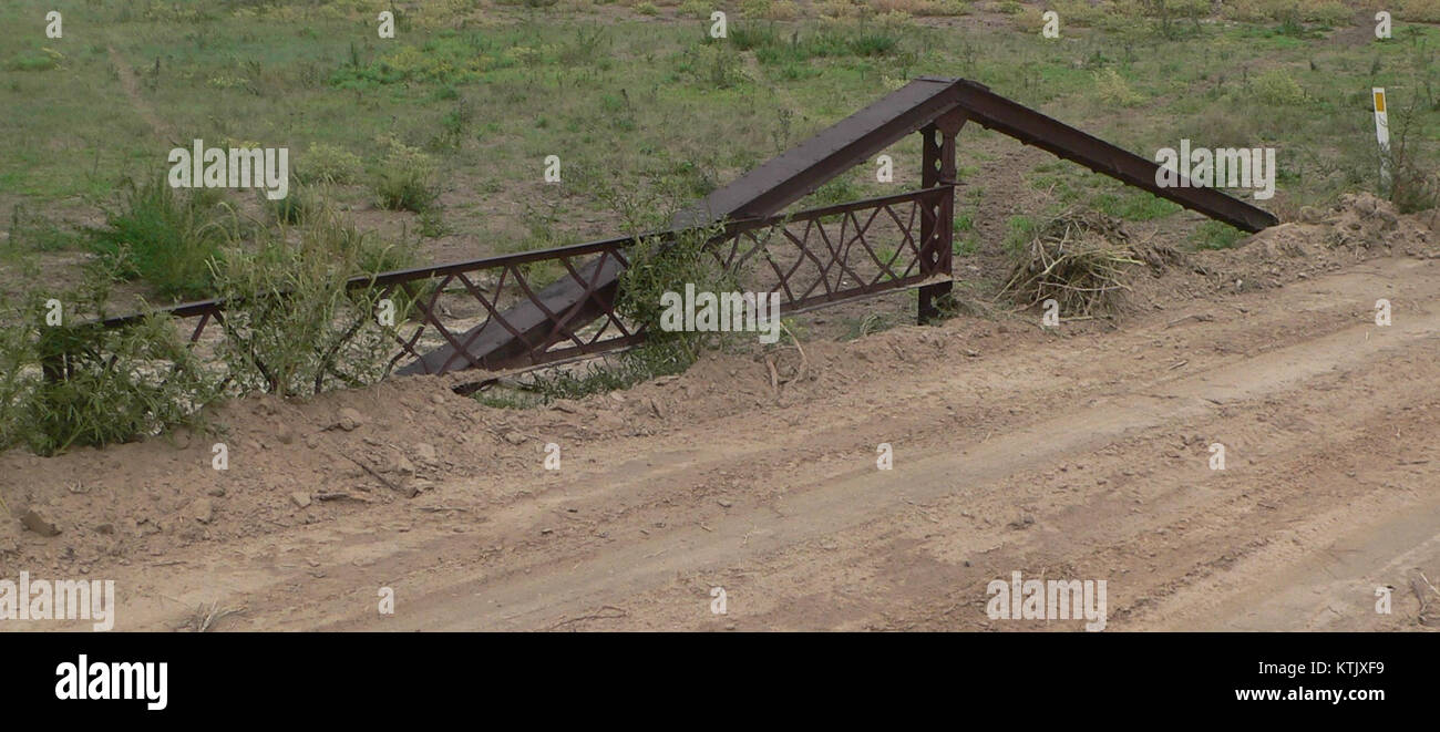 Kingpost truss bridge hi-res stock photography and images - Alamy