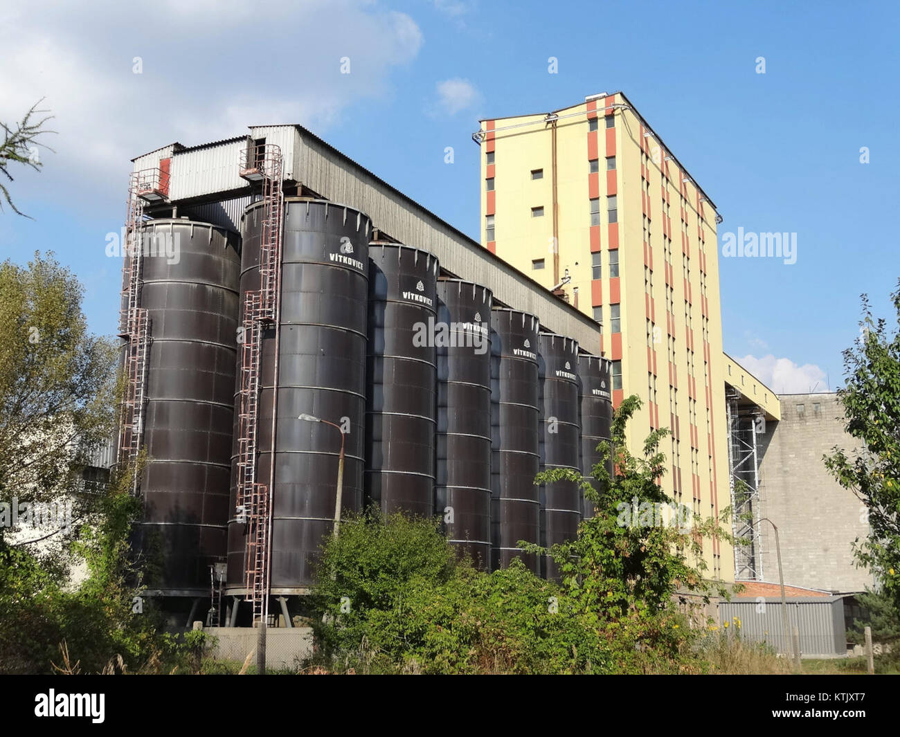 Photograph of the Global Malt Polska malt house in Bydgoszcz-Fordon ...
