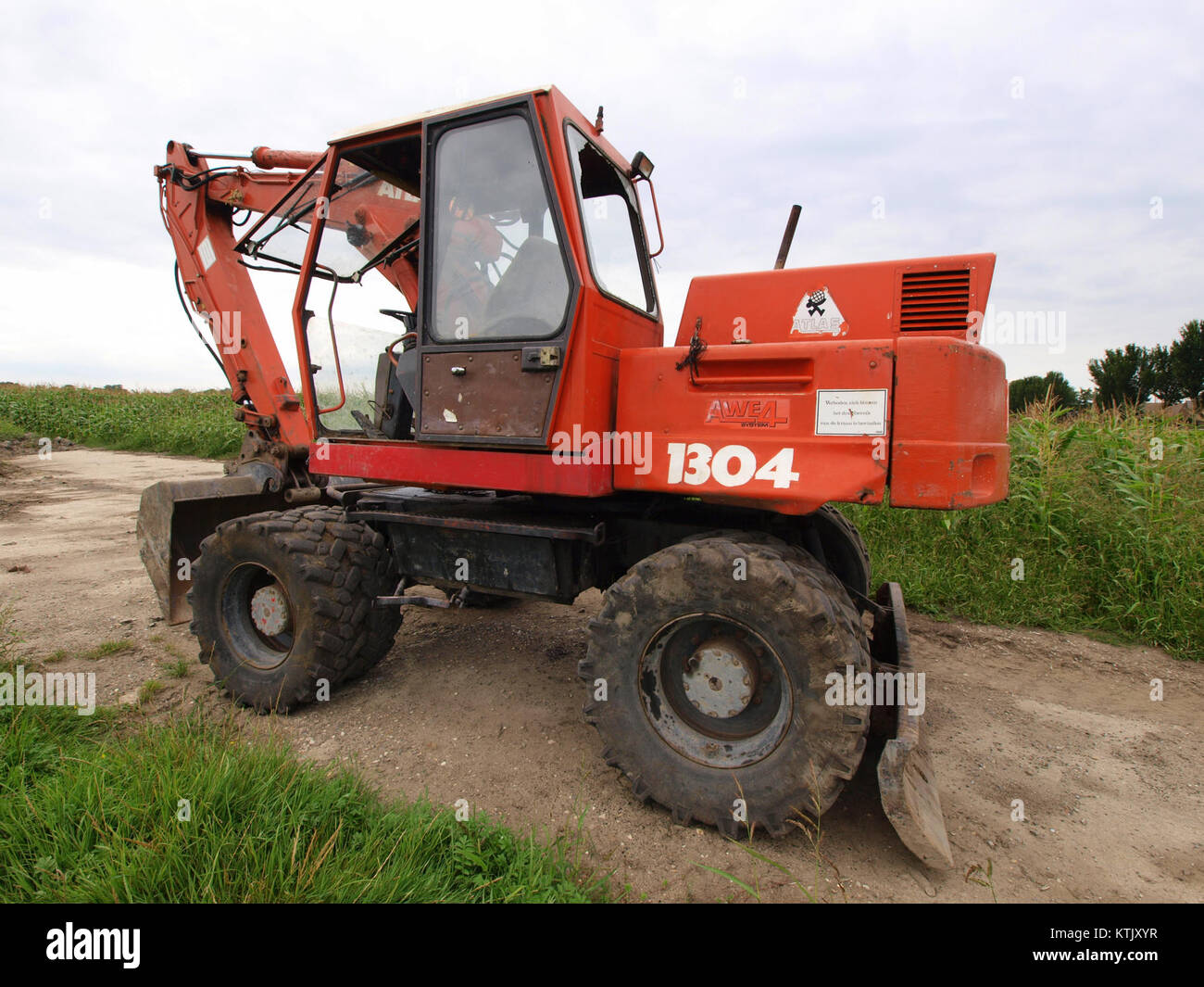 The Atlas 1304 AWE4 is a part of the advanced technological system ...