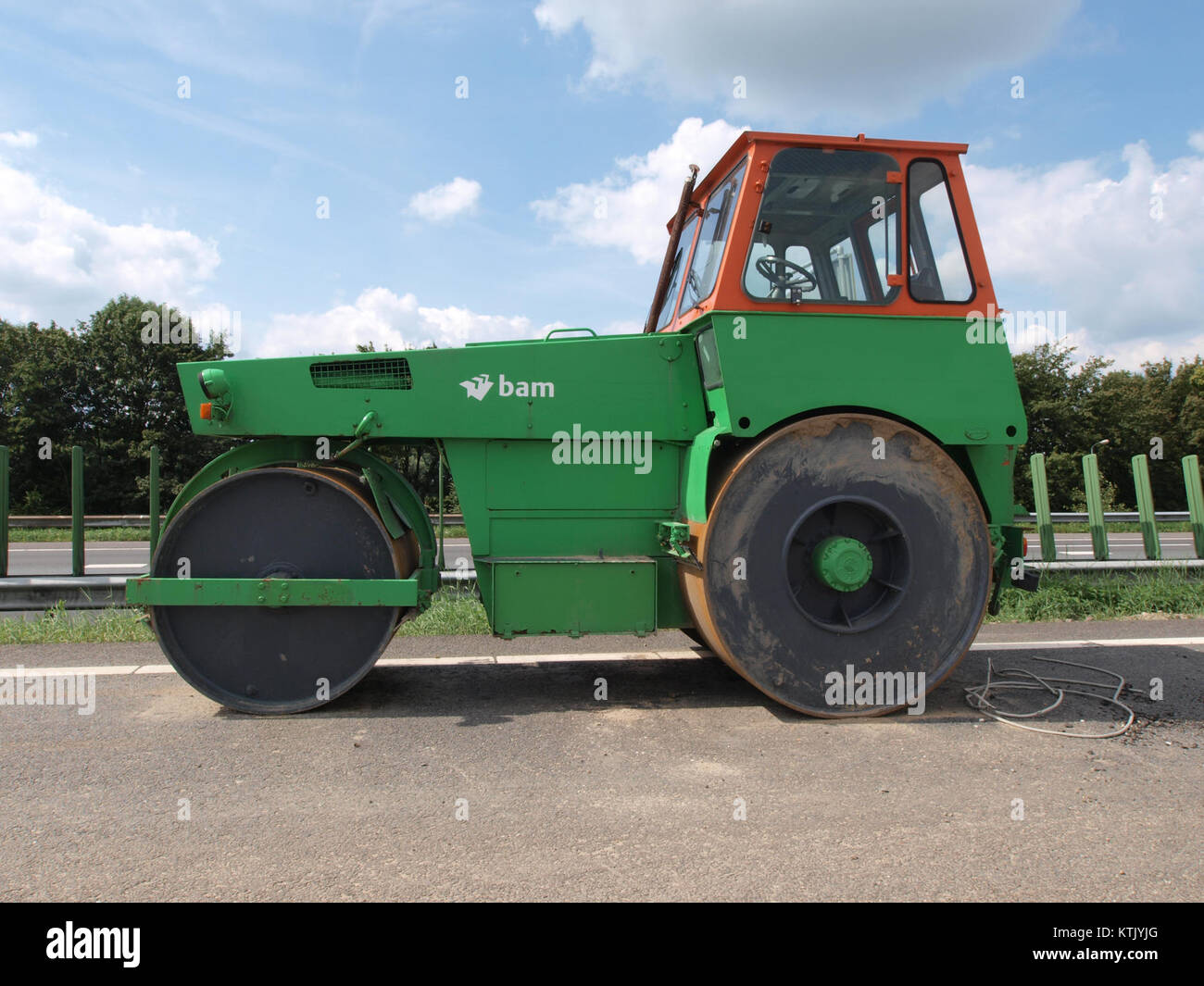 Image of the Bam roller, an important mechanical device used in ...