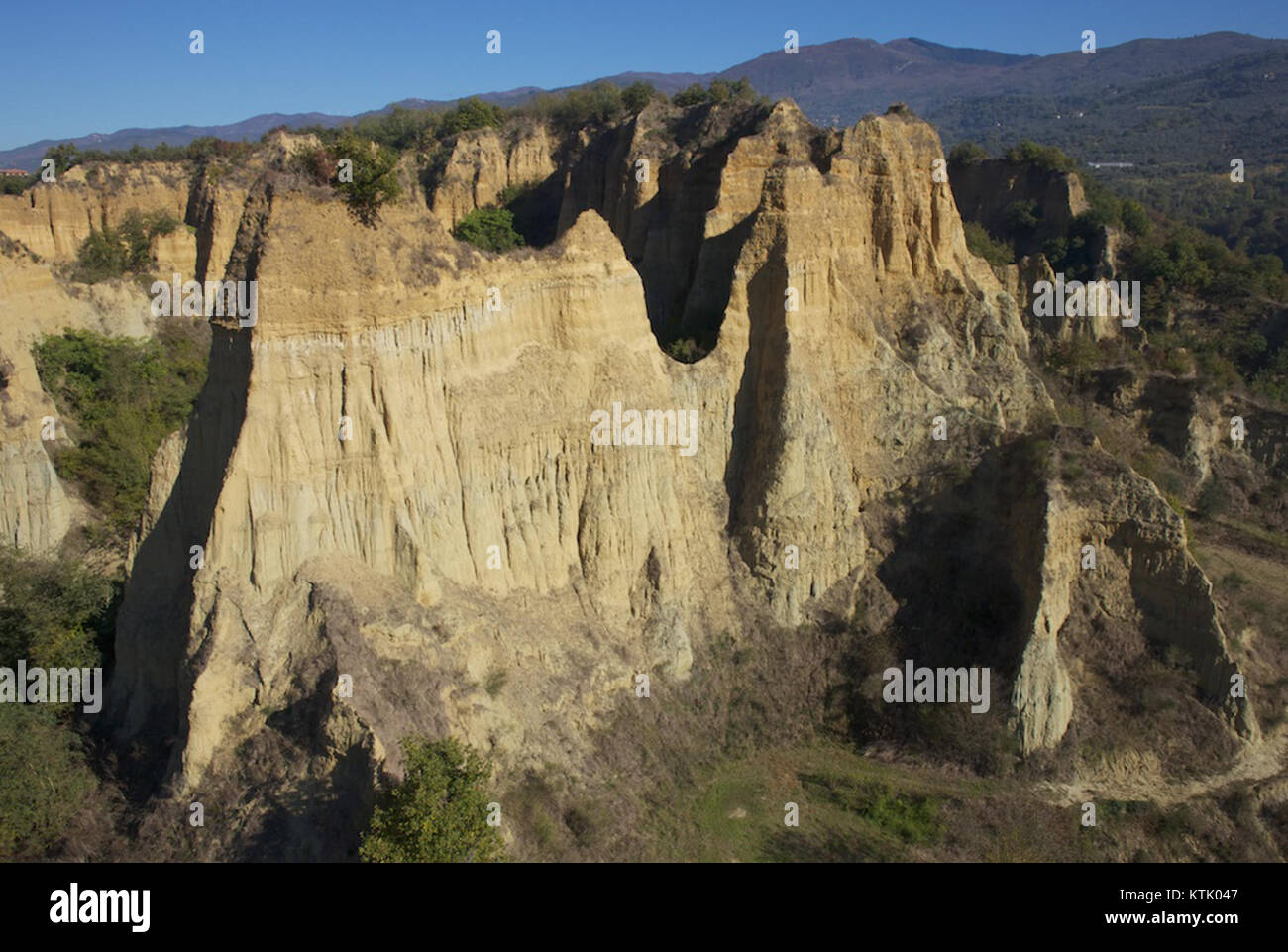 Balze hi-res stock photography and images - Alamy