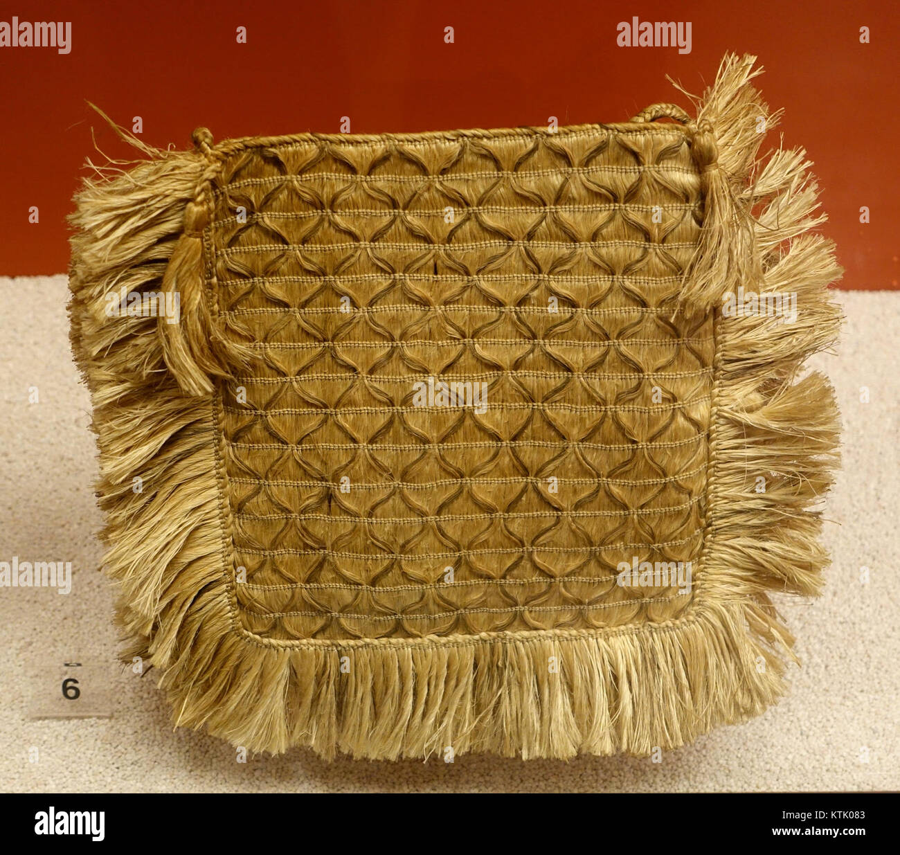 This Maori basket from 1891 is part of the collection at the ...