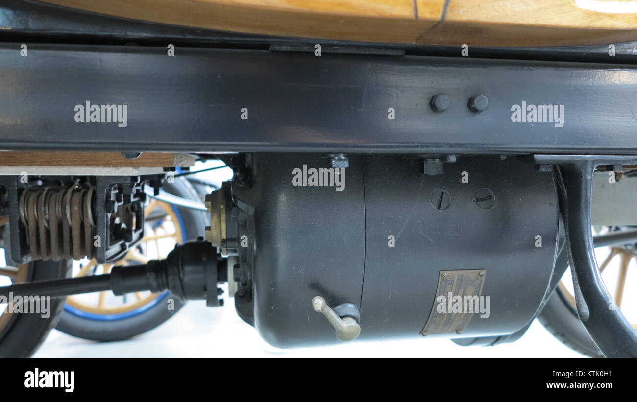 The Baker Electric Car was an early 20th-century electric vehicle ...