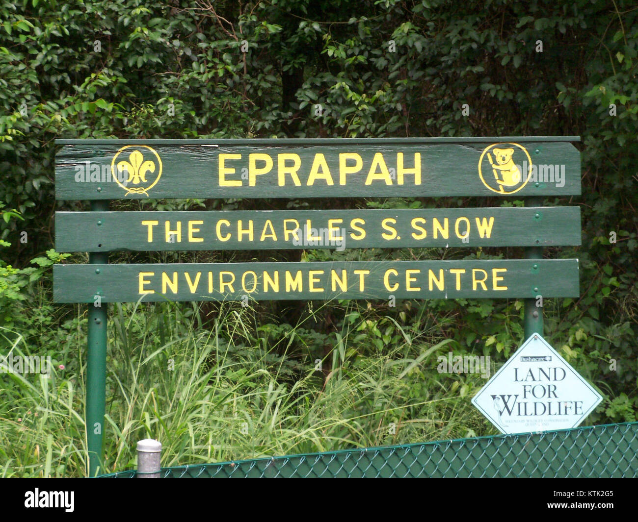 The Au Q Eprapah main sign is a notable landmark located at the ...