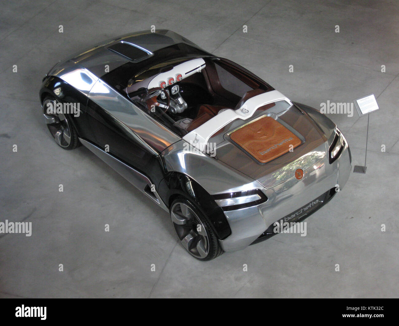 The Bertone Fiat Barchetta is a sleek, stylish sports car known for its ...