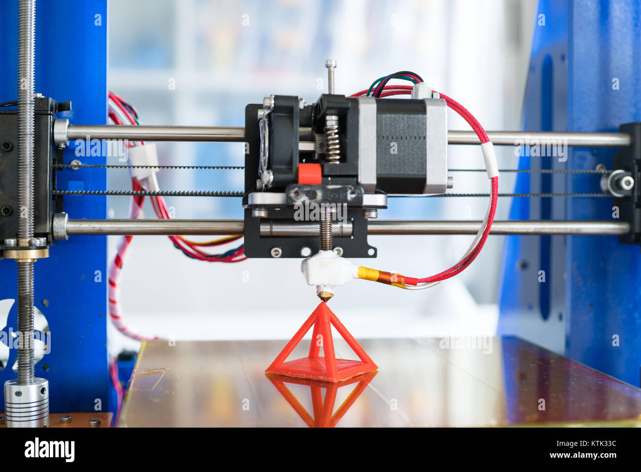 homemade 3D printer to print plastic prototypes Stock Photo - Alamy