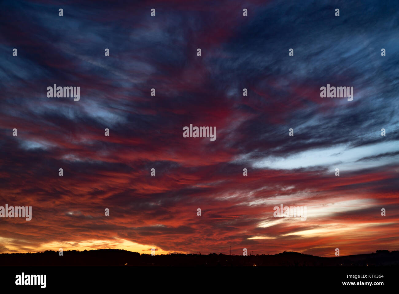 Dramatic sunset sky Stock Photo - Alamy
