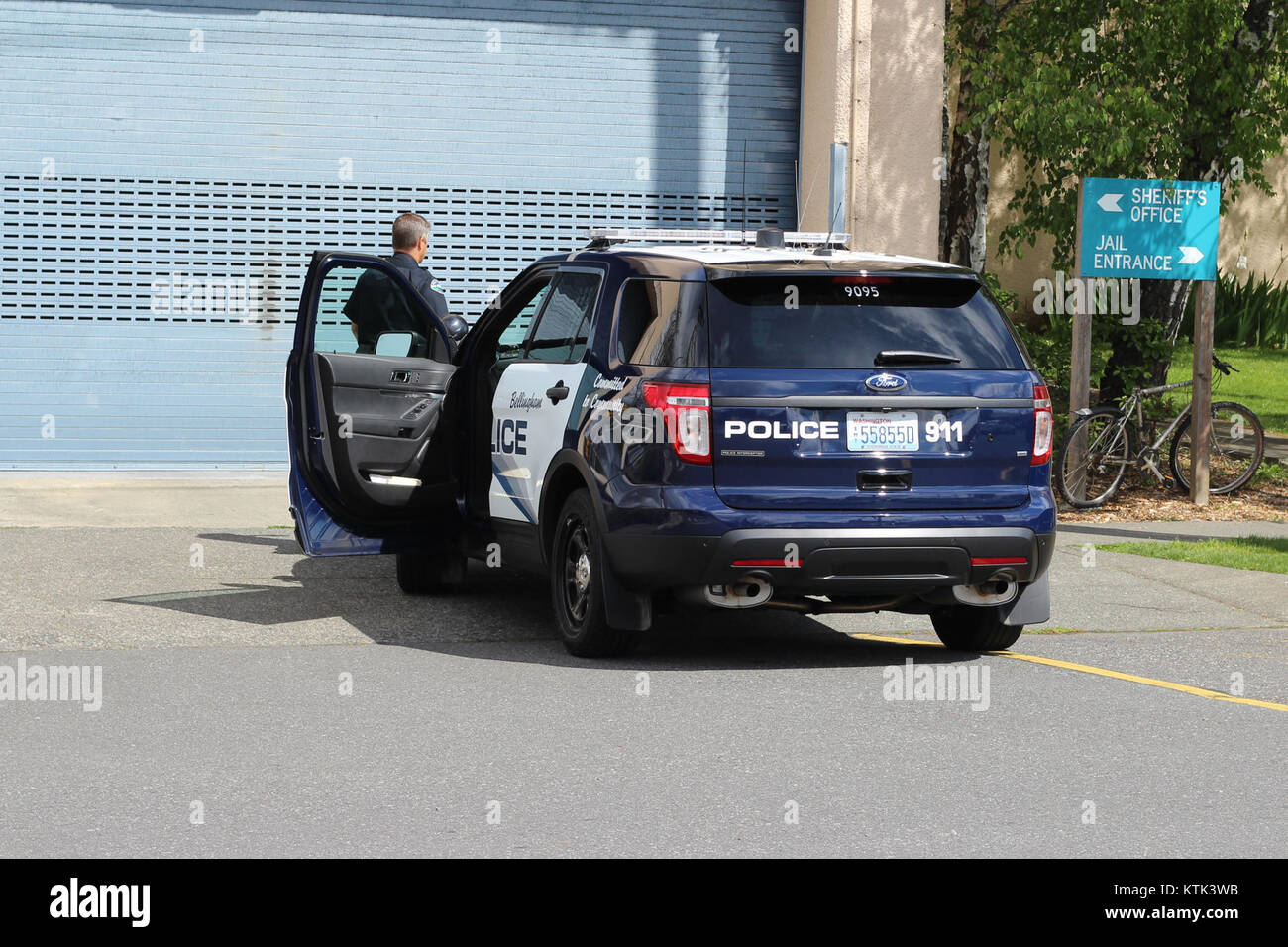 Ford police utility hi-res stock photography and images - Alamy