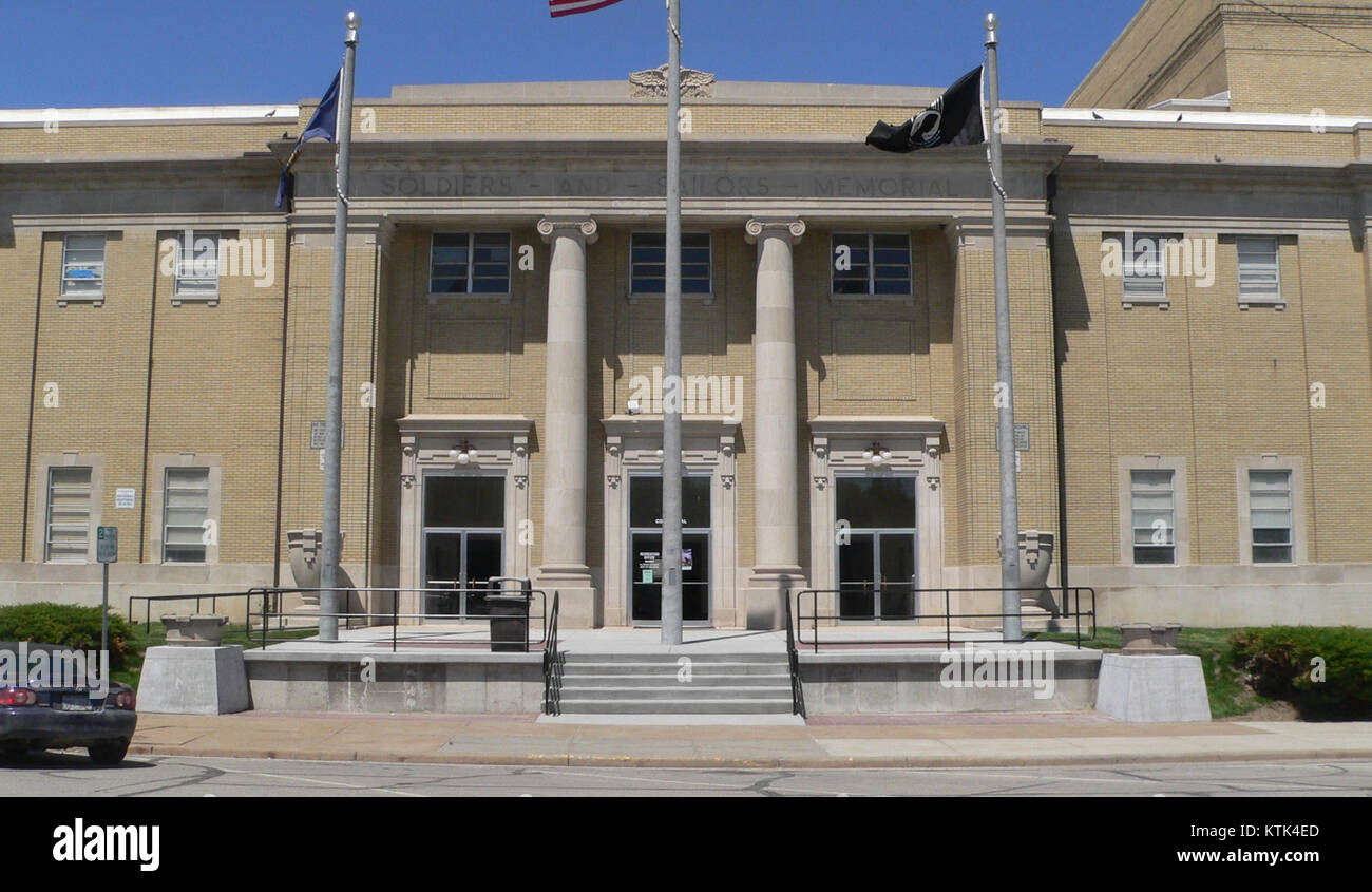 The Atchison County Memorial Hall in Kansas features a grand entrance ...
