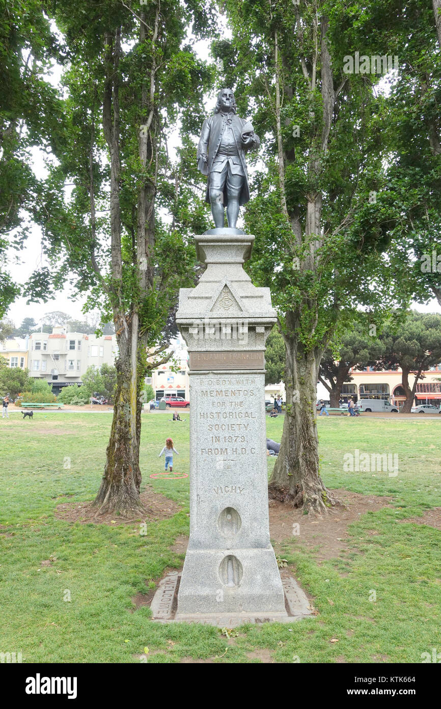 The Benjamin Franklin Memorial, located in Washington Square, San ...