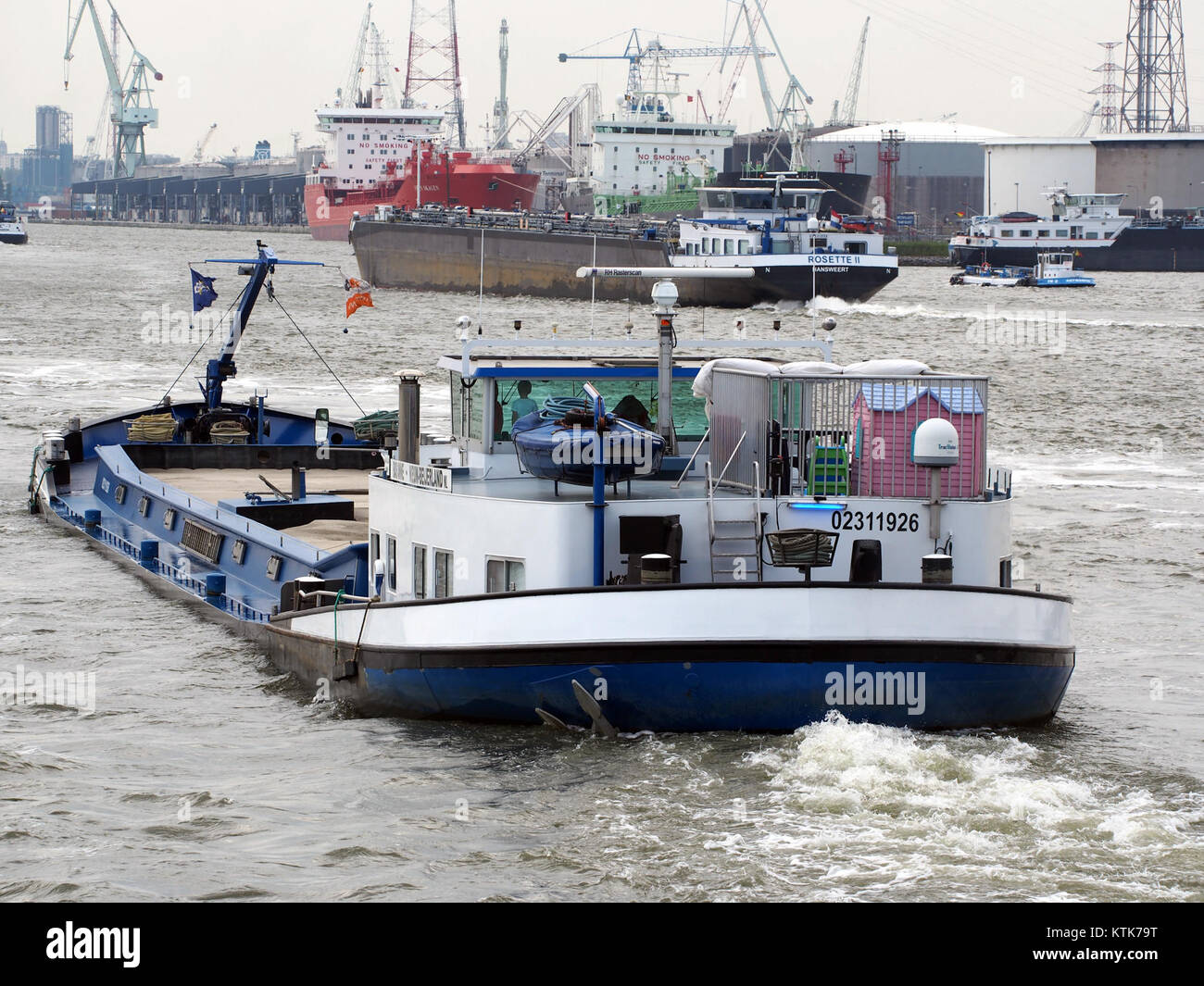 The image shows Bas Anne ENI 02311926, a ship registered at the Port of ...