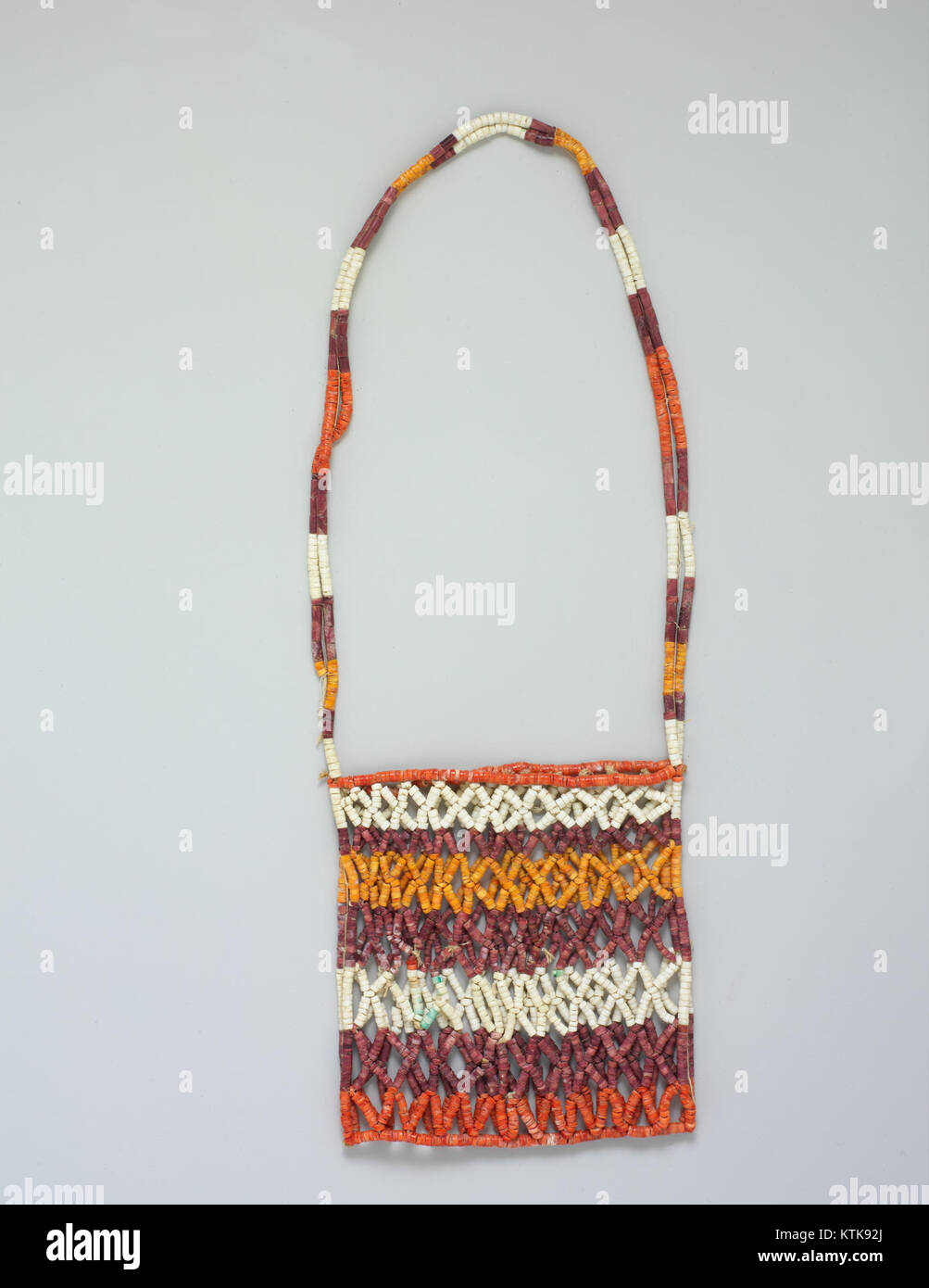 Shell beads hi-res stock photography and images - Alamy