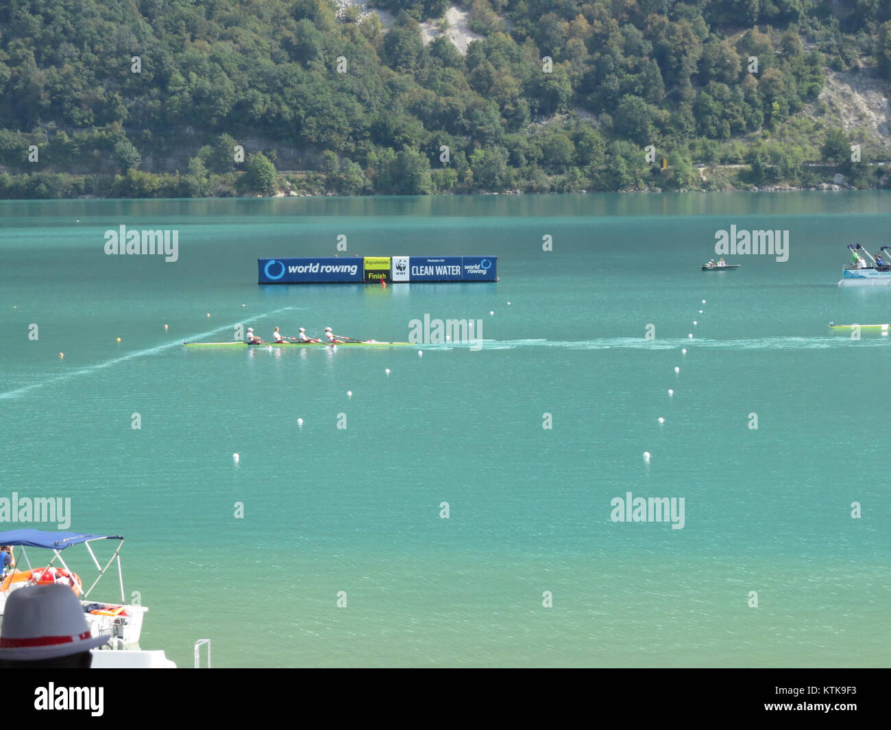 Professional rowing athletes training race hi-res stock photography and ...