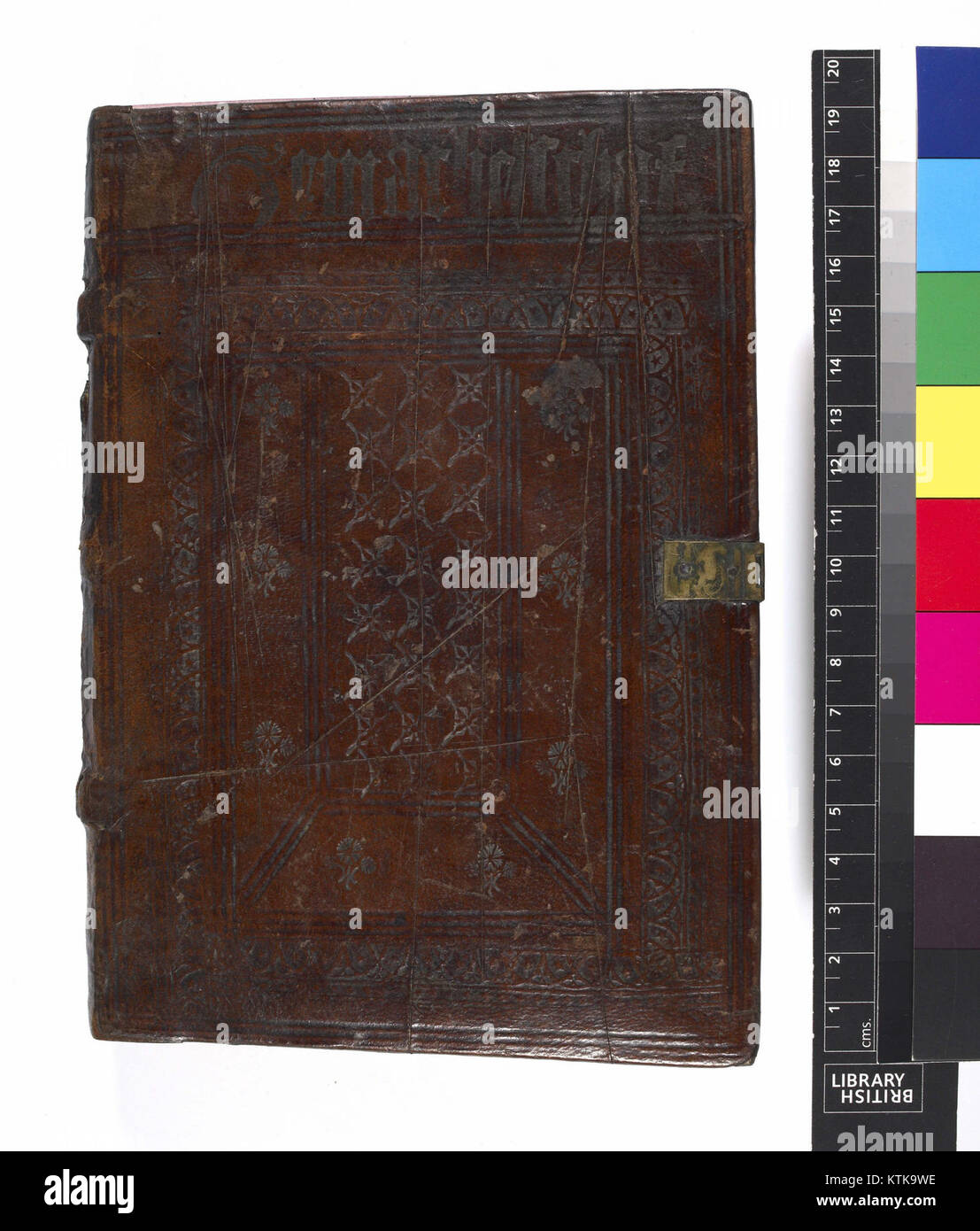 The manuscript titled 'Hie nach volget ein buch der kunsst' features ...