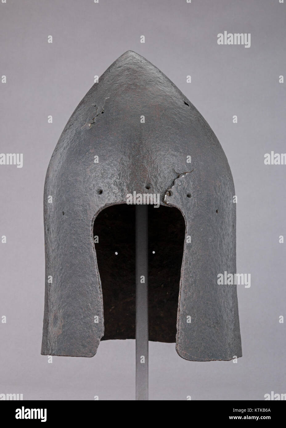 The Bascinet MET 29.158.45 001AA2015 is a piece of medieval armor ...