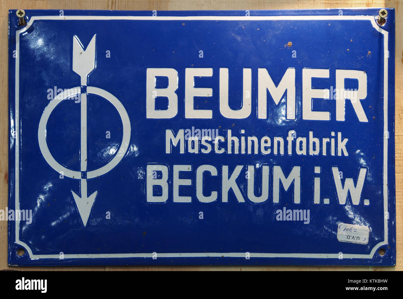 Beumer Machinenfabrik Beckum i W is a company based in Beckum, Germany ...