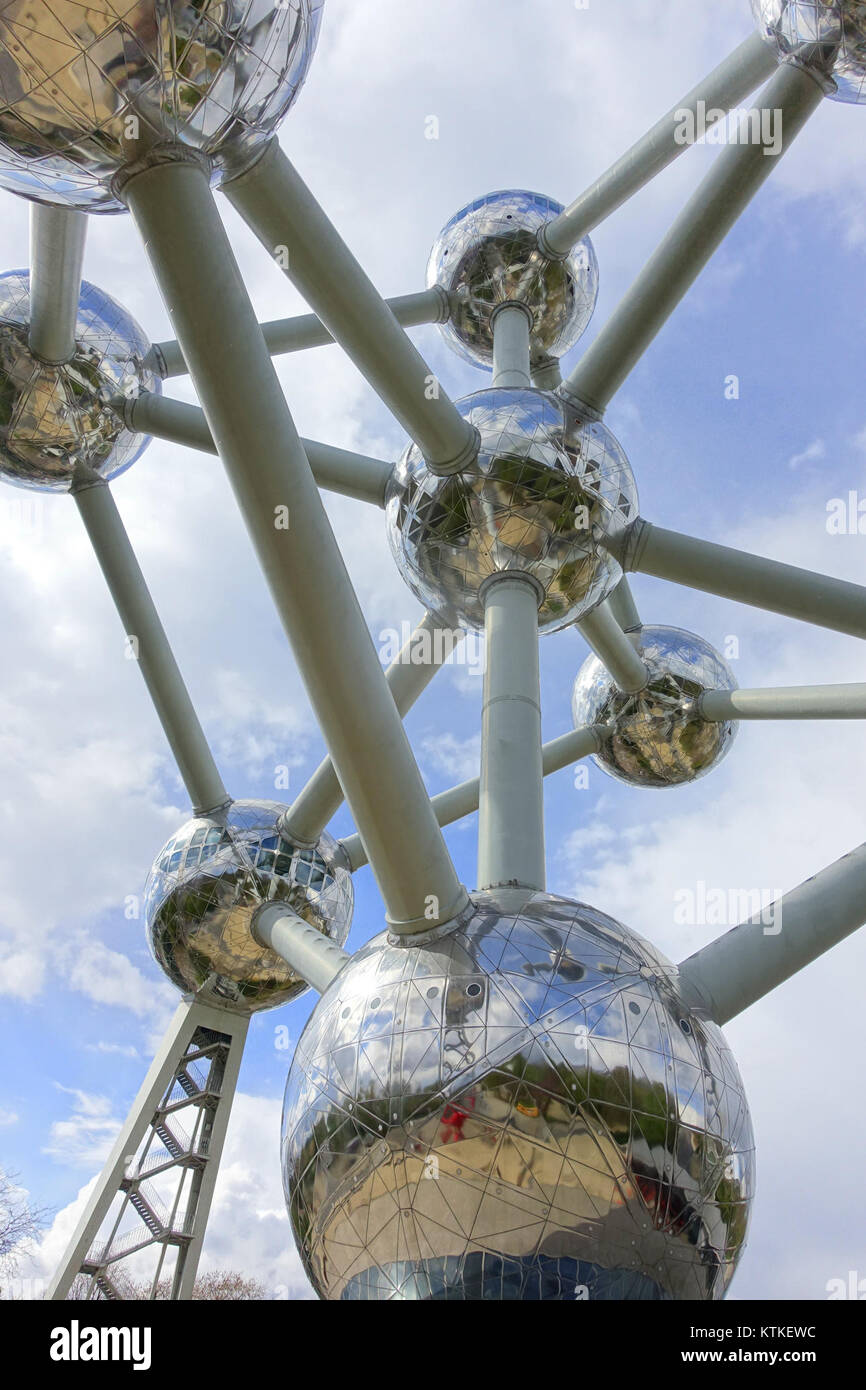 The Atomium is an iconic building and museum located in Brussels ...