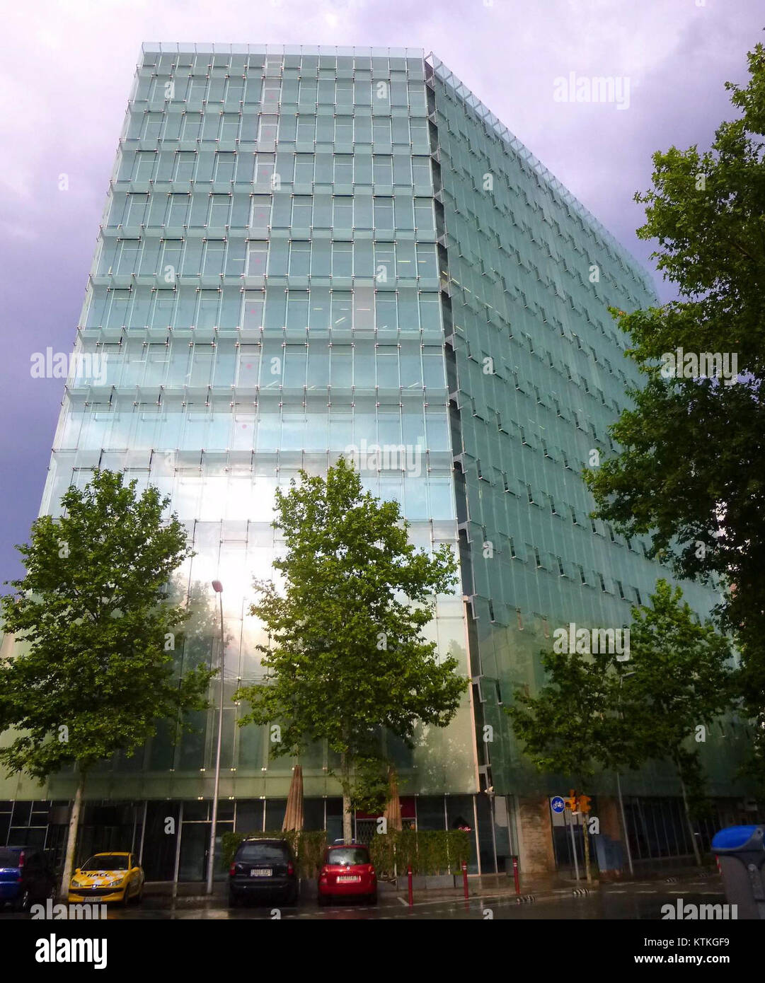 Sustainability office design hi-res stock photography and images - Alamy