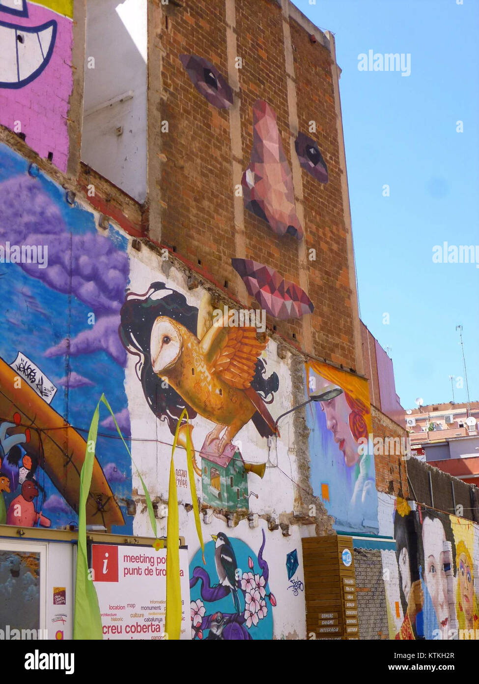 Barcelona Graffiti 16 Stock Photo - Alamy