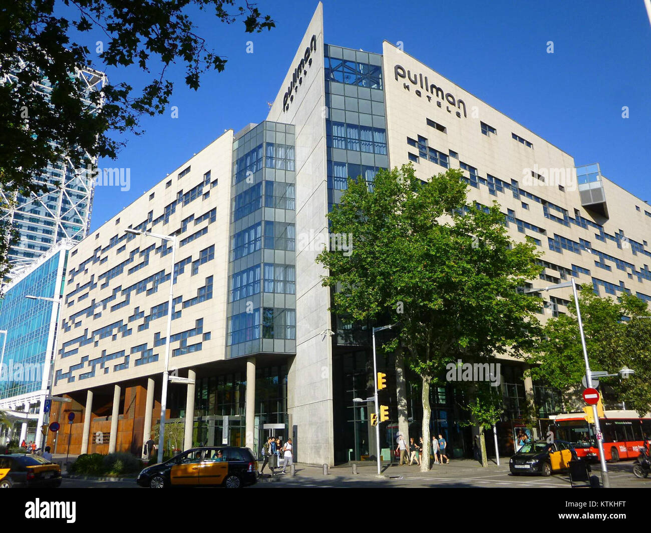 The Pullman Barcelona Skipper Hotel is a modern luxury hotel in ...
