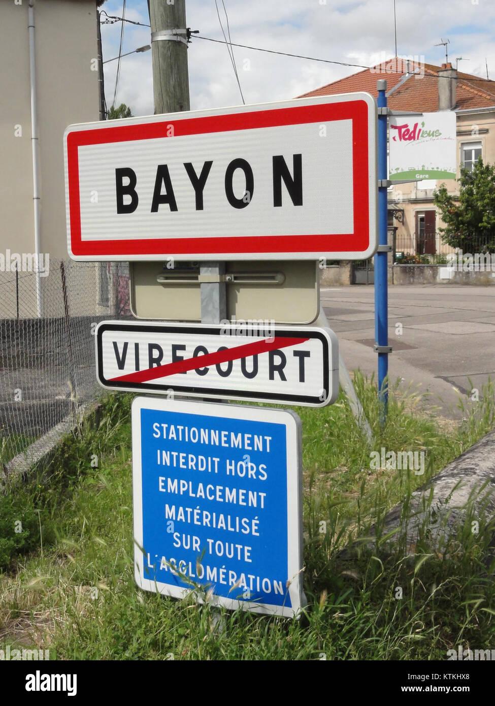 The Bayon city limit sign marks the boundary of the city of Bayon ...