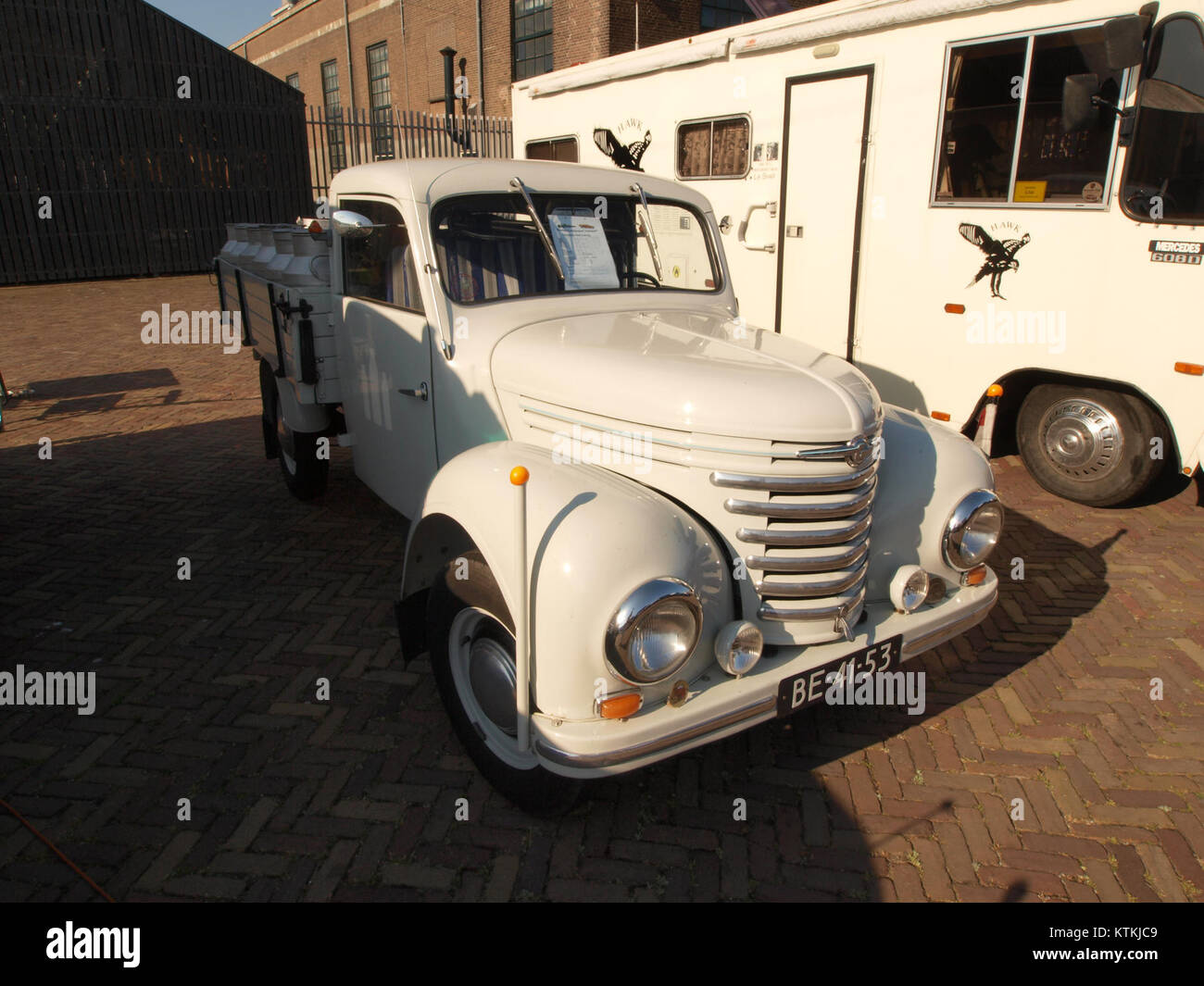 The Barkas V901 HP is a 1960s model vehicle with Dutch license ...