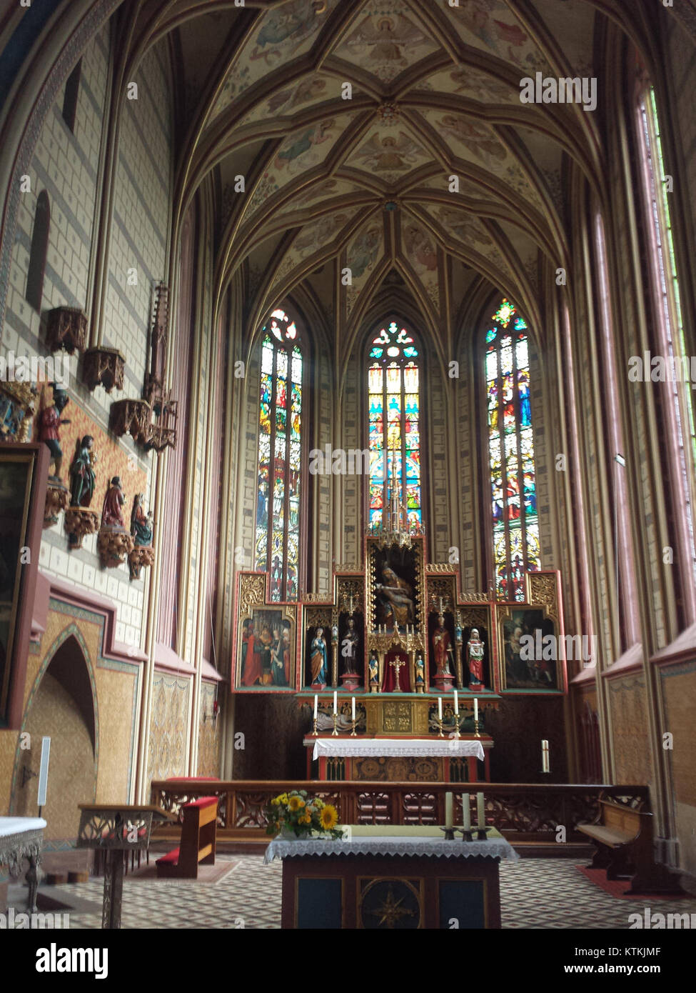 Bergkirche Laudenbach 11 Hauptaltar Stock Photo - Alamy