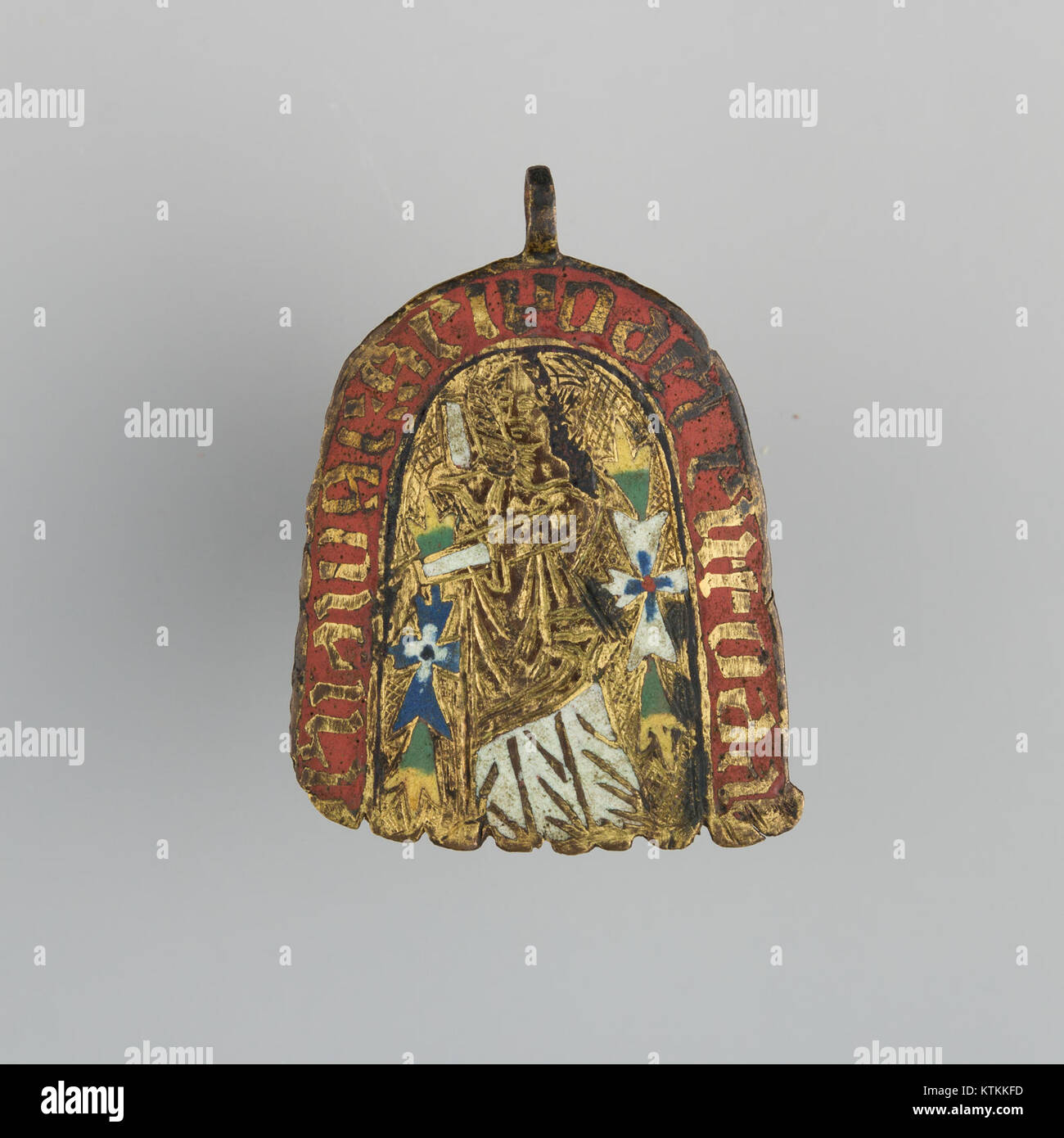 This badge is part of the collection at the Metropolitan Museum of Art ...