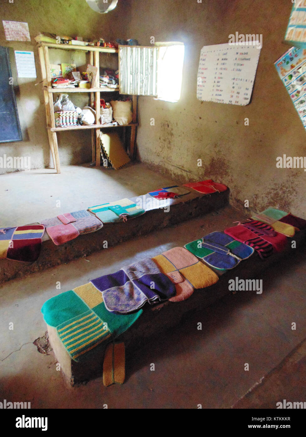 Gender equality in farming hi-res stock photography and images - Alamy