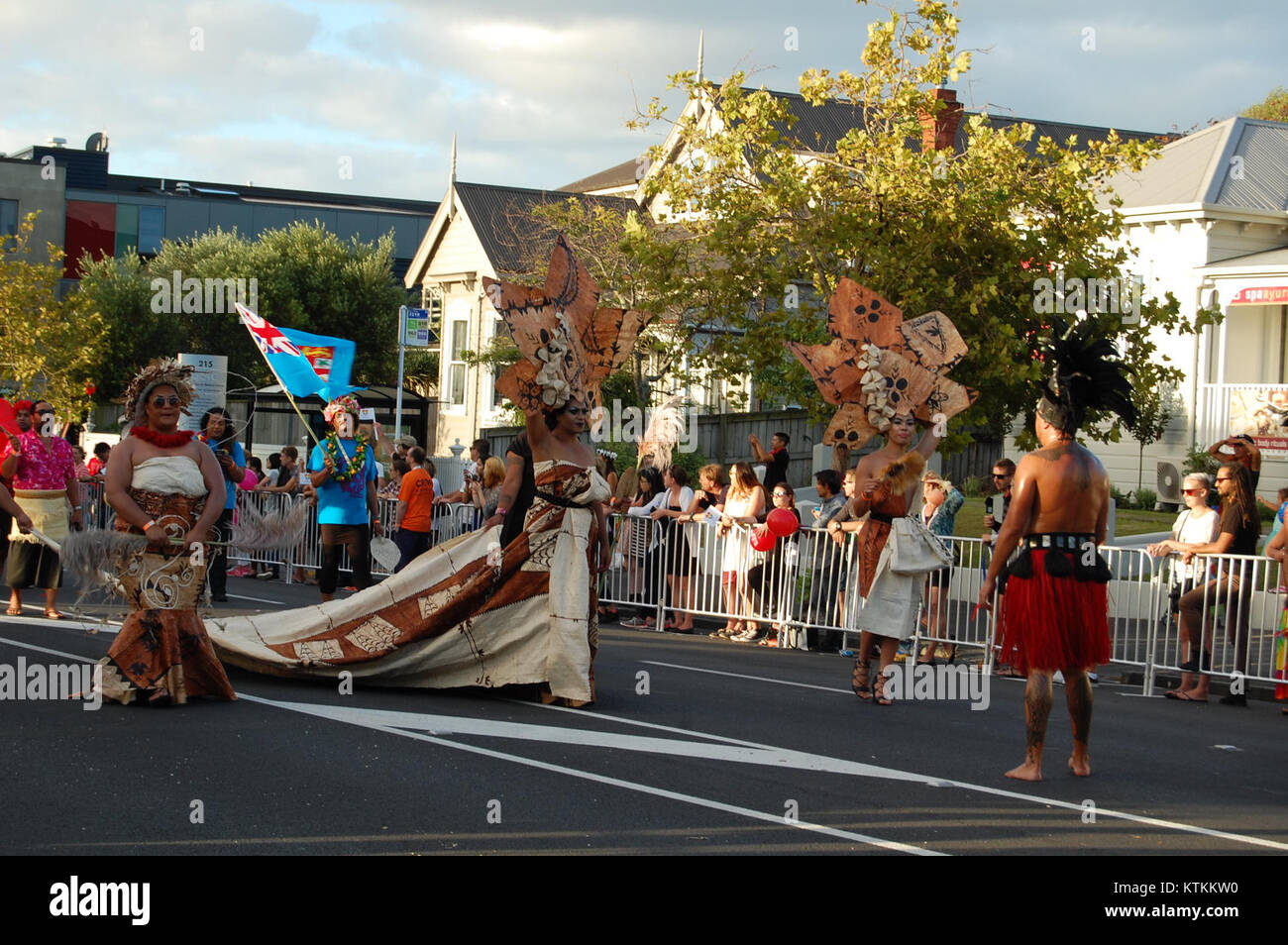 The 2016 Auckland Pride Parade celebrated the LGBTQ+ community in New ...