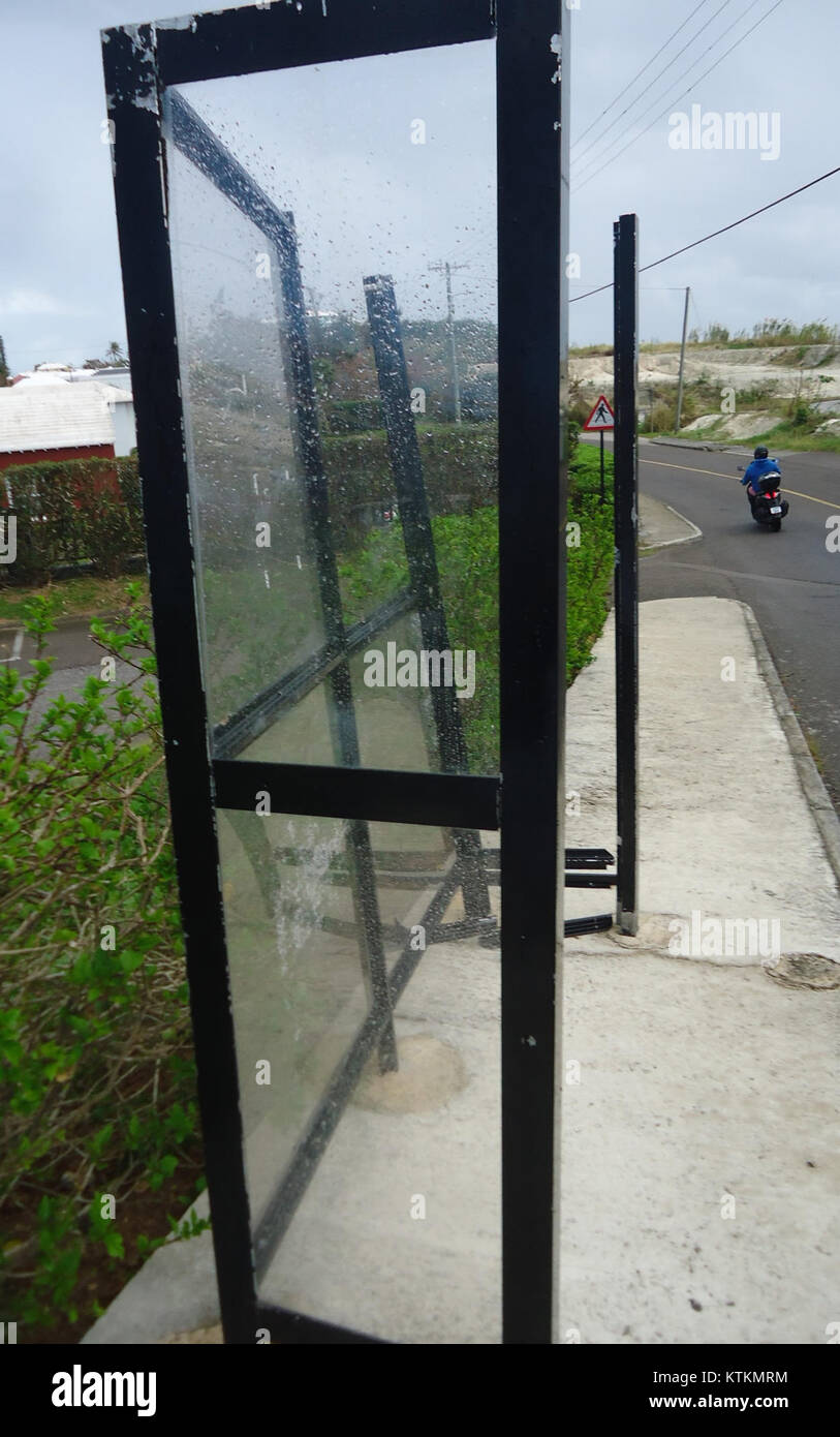 Bermuda (UK) image number 266 bus stop damaged probably by hurricane ...
