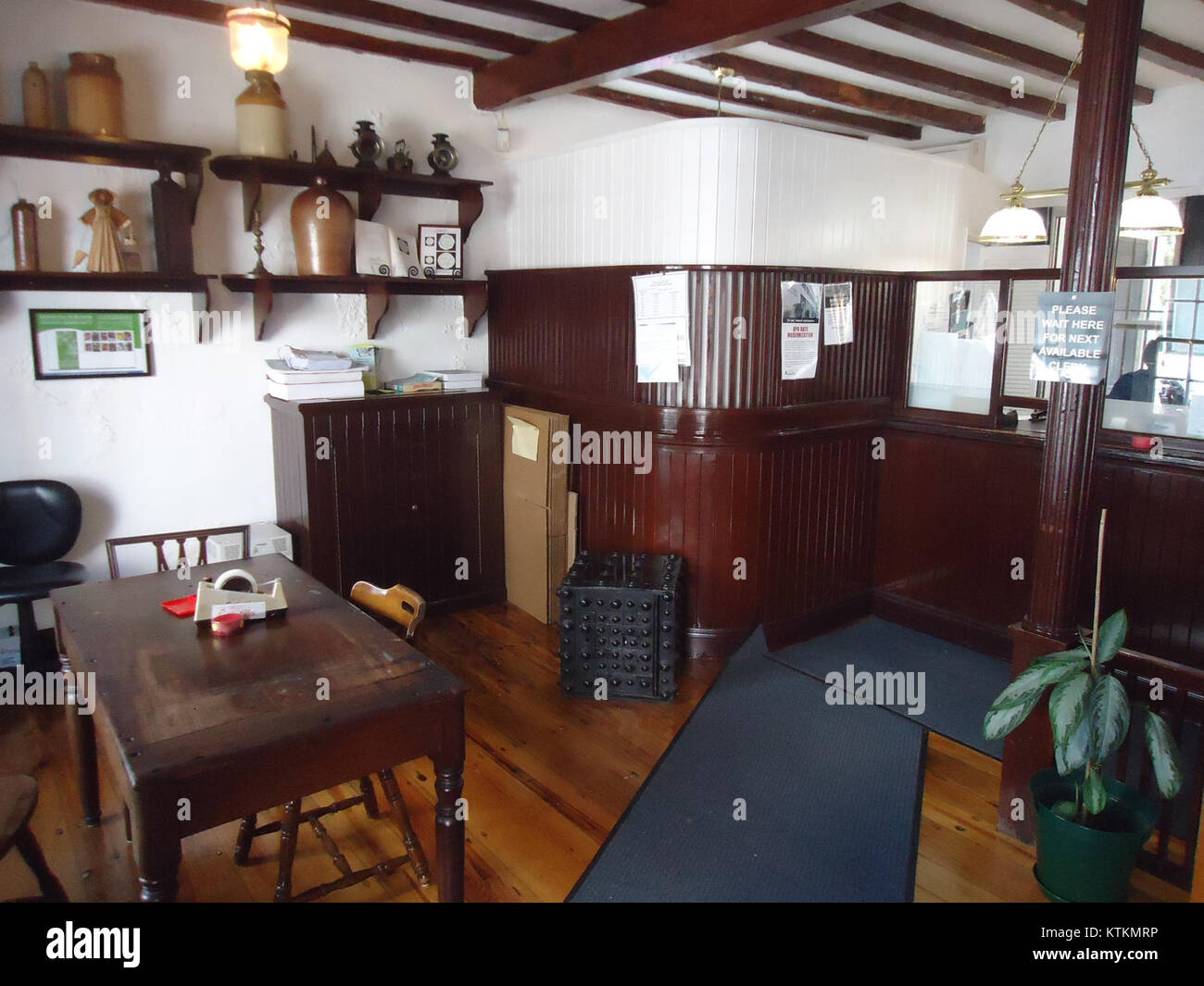 The Perot Post Office, located in Hamilton, Bermuda, is a historic site ...